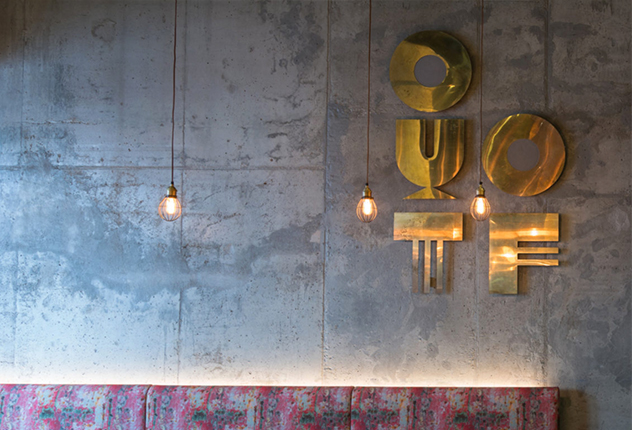 Visual Identity Out Of - José Mendes